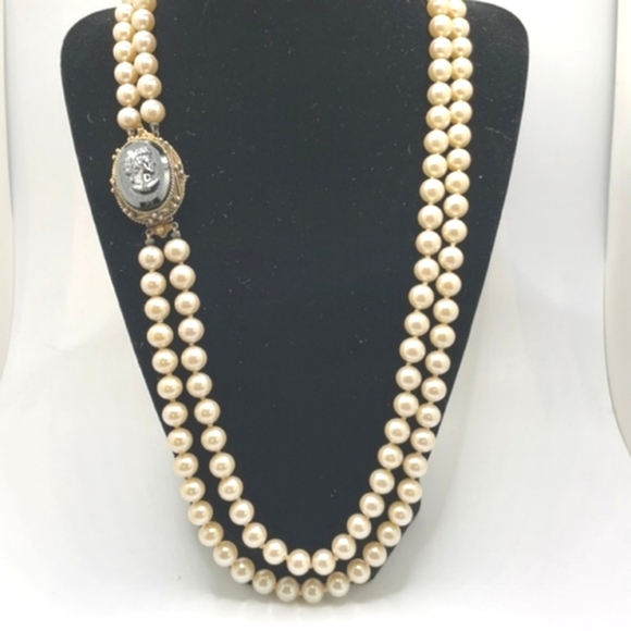 Jewelry | Vintage Double Strand Glass Pearls Hematite Cameo Brooch ...